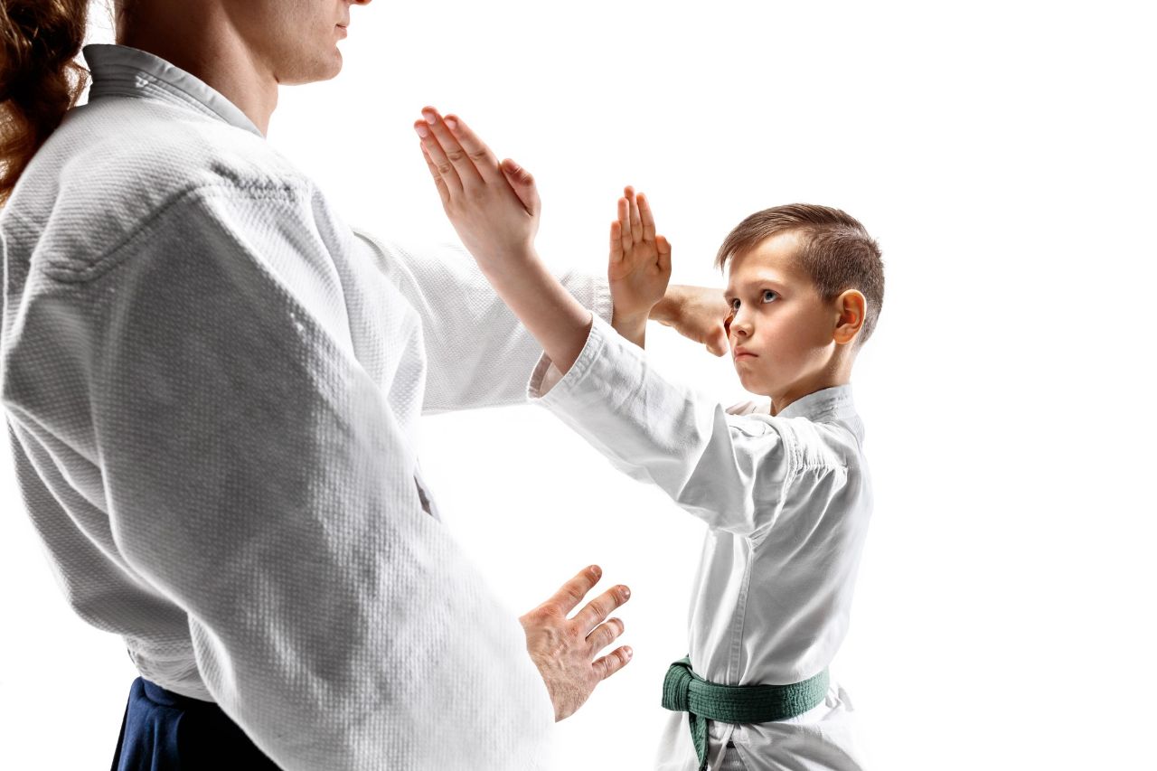 Teach Teens to Protect Themselves: A Guide to Self Defence Strategies ...